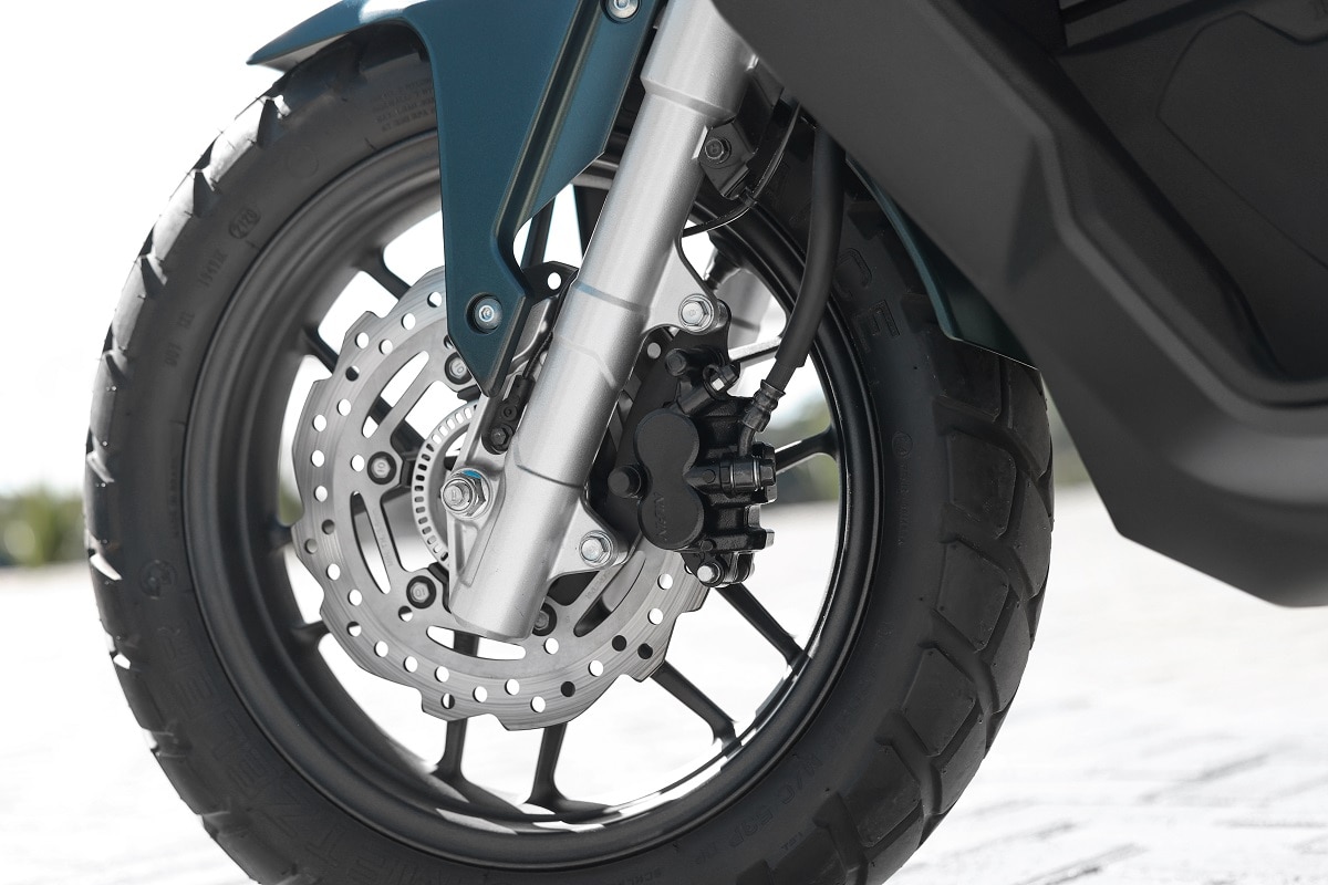 Honda ADV 2024 ganha nova cor | Mobilidade Estadão | MotoMotor, Scooters