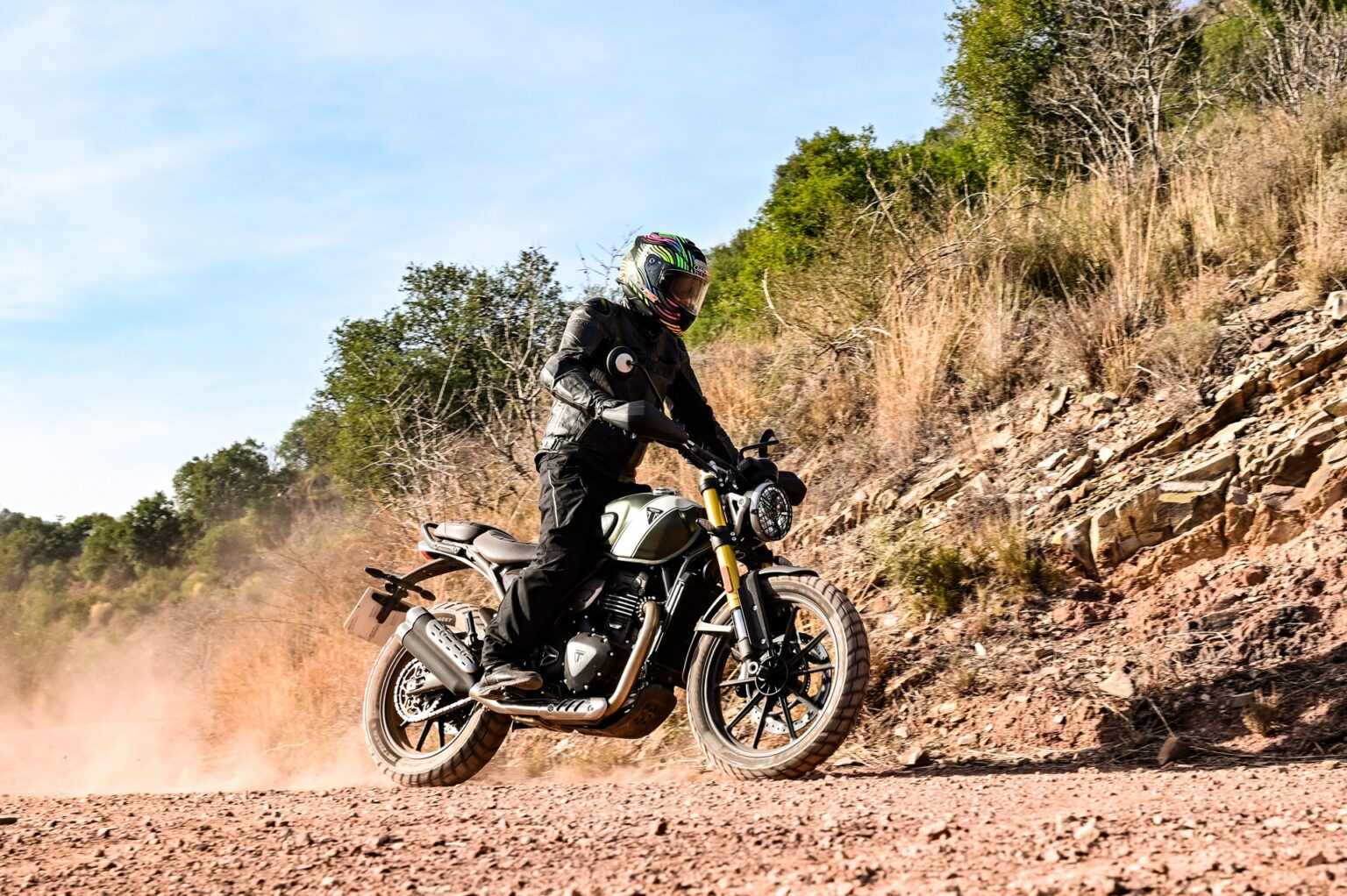 Novas Triumph 400cc: testamos Speed e Scrambler 400 | Mobilidade ...