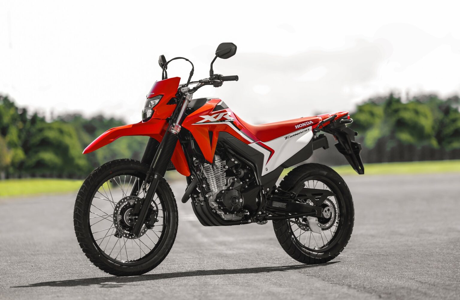 Honda divulga preço da nova Tornado 300 | Mobilidade Estadão | 200 a ...